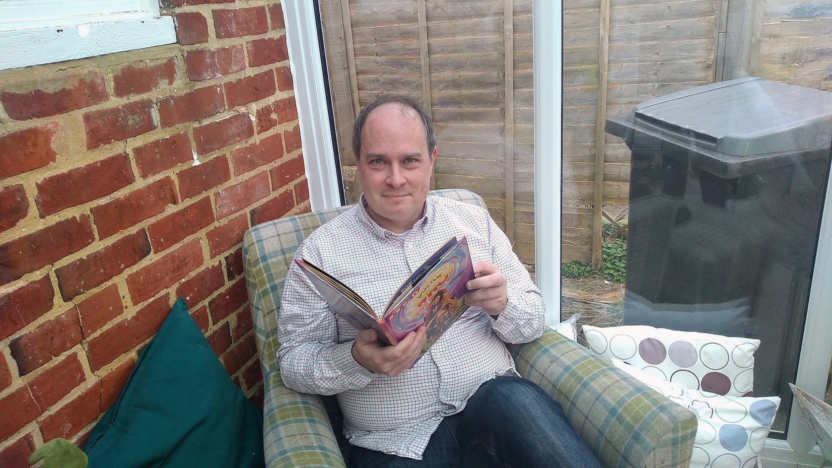 INTERVIEW | Jonathan Morris – Who Review